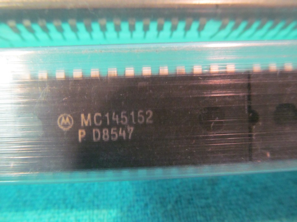 LOT OF 25 MOTOROLA MC145152 PARALLEL INPUT PLL IC CHIPS | eBay