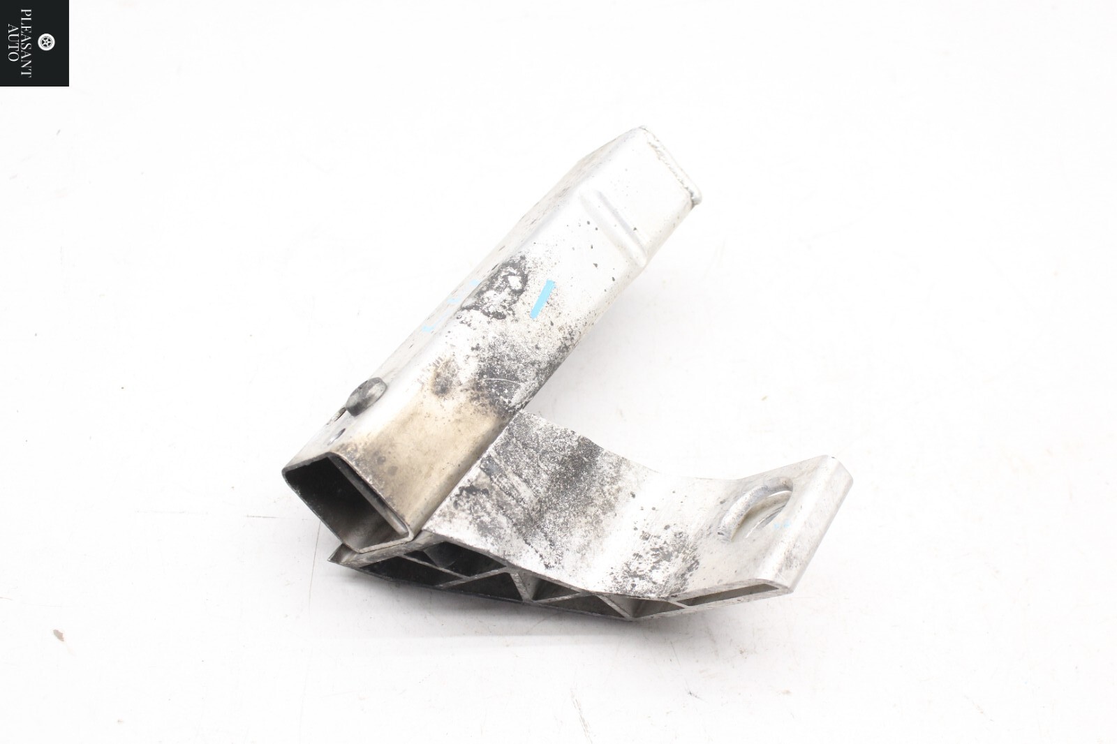 Mercedes C300 Radiator Holder Bracket Left 2015 2018 A2056203701 ...