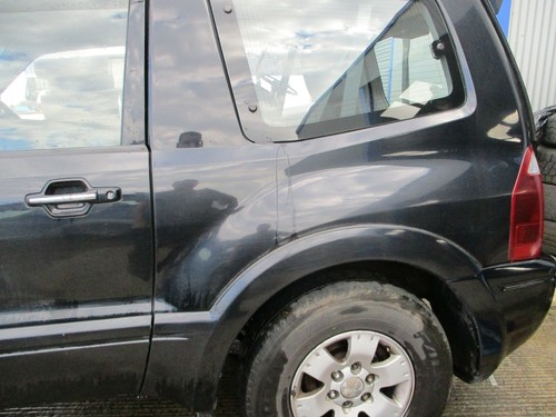 mitsubishi shogun mk3 trim black passenger rear left side 03 - 06 ...
