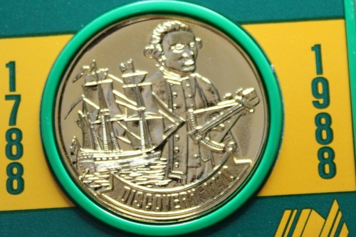 * 1988 DISCOVERY 1770 CAPTAIN COOK BICENTENNIAL MEDAL IN HARD CASE # ...