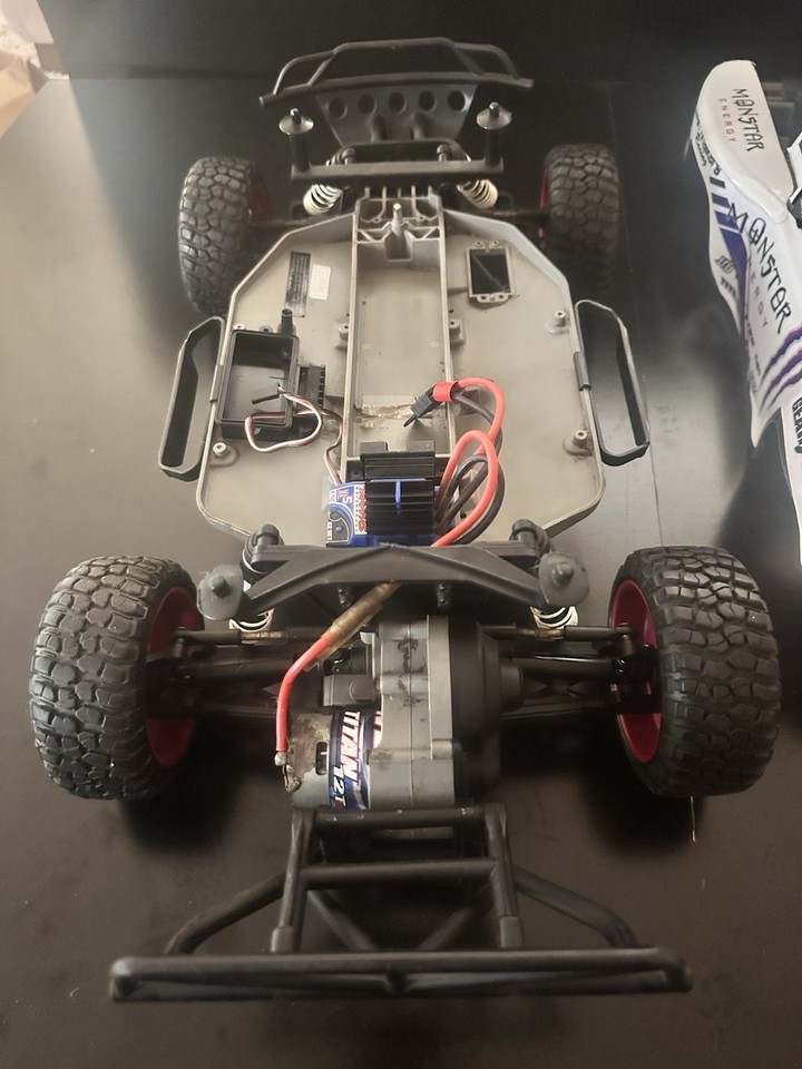 Traxxas Slash 2wd Roller 1/10 Short Course New Body With Wrap + Engine ...