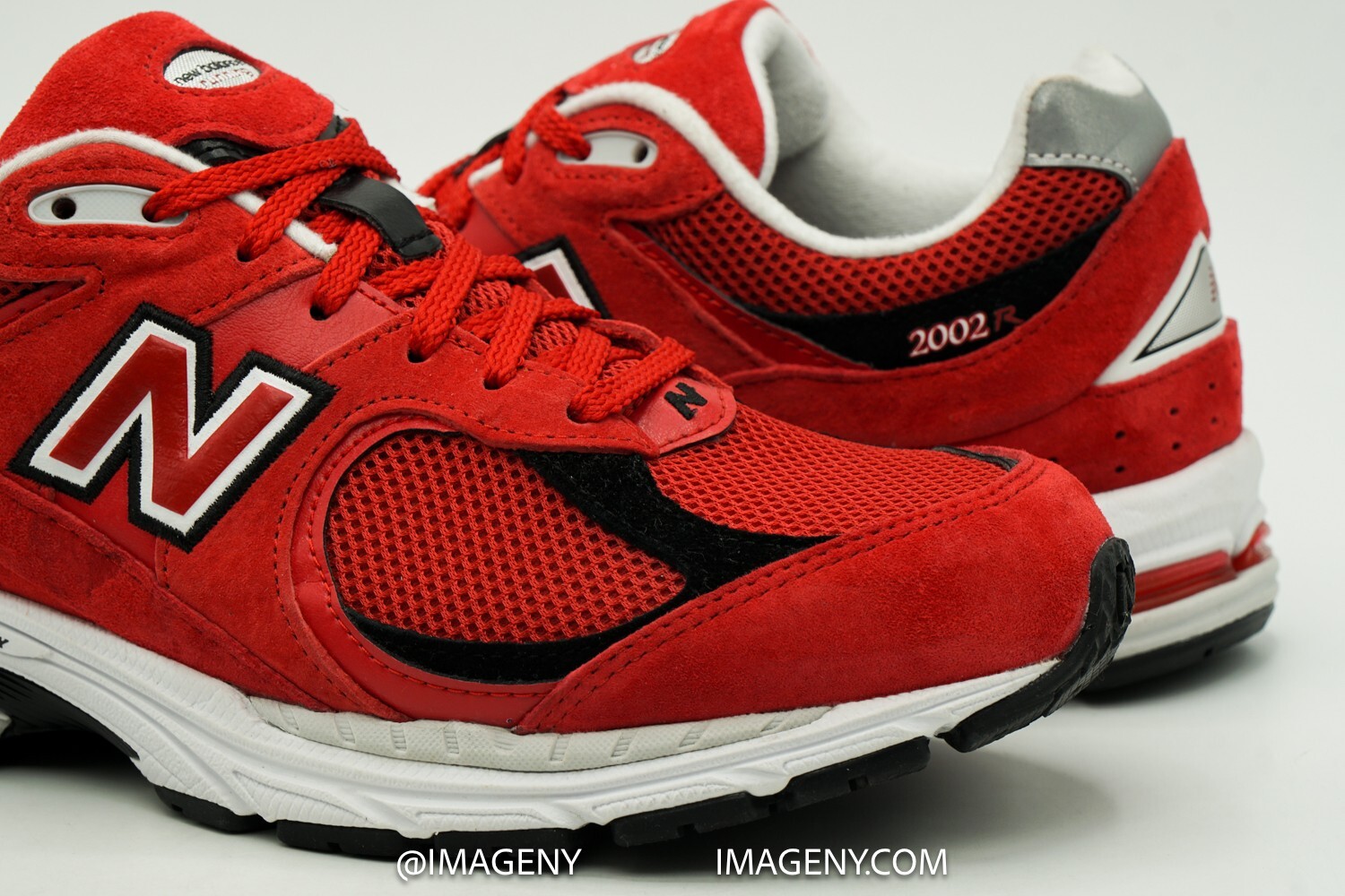 NEW BALANCE 2002R USED SIZE 9 TEAM RED BLACK M2002RDR | eBay