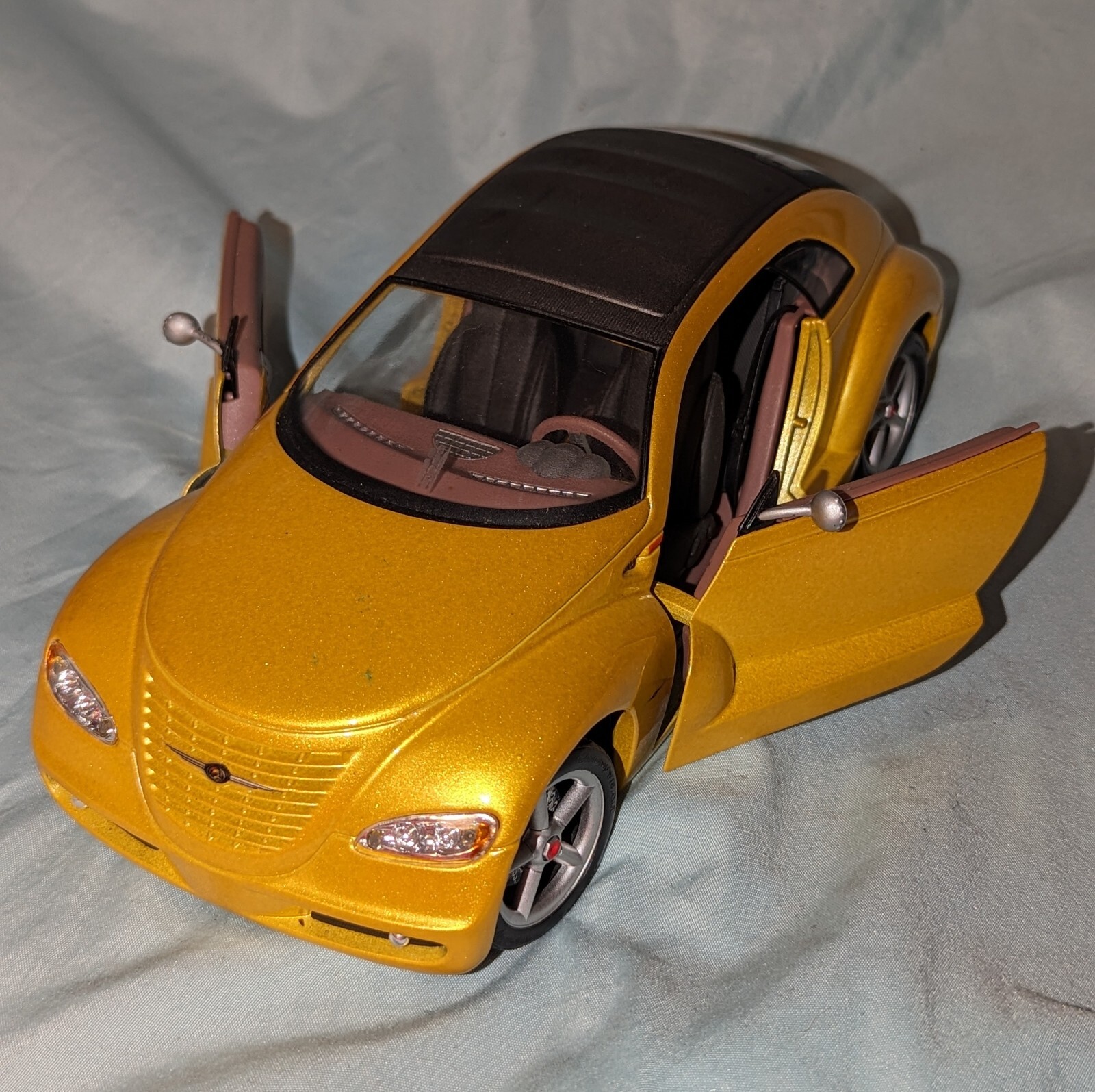 Maisto Chrysler Pronto Cruizer PT Cruiser 1:18 1/18 Diecast Car 071821 ...