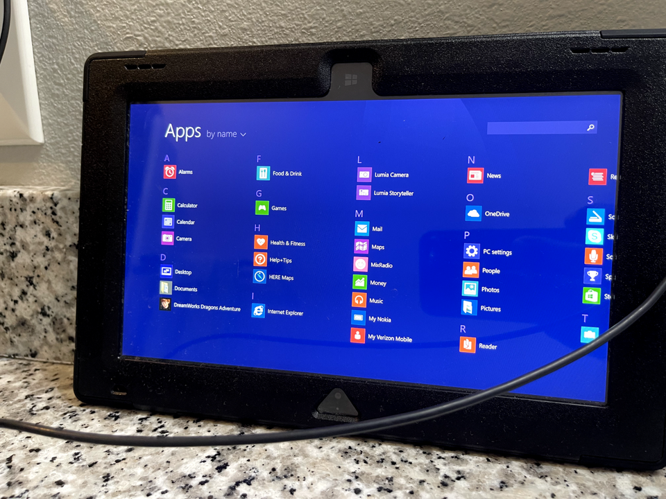 Nokia Lumia 2520 4G LTE Tab, 10.1-In 32GB MS Off Verizon-Needs battery ...