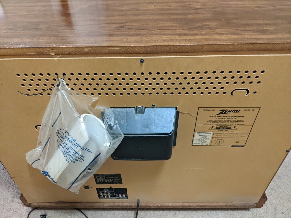 RARE Vintage Zenith System 3 25" CRT TV Retro Gaming Wood Cabinet ...