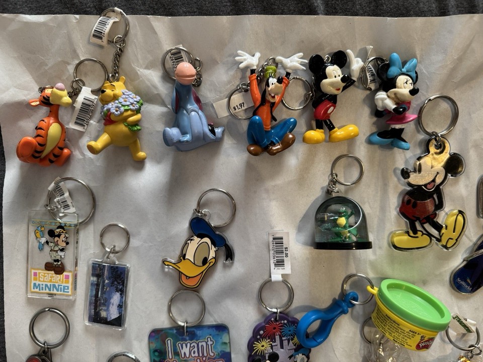 Lot of 82 Key Chains Assorted From All Over The Place Some Vintage Some ...