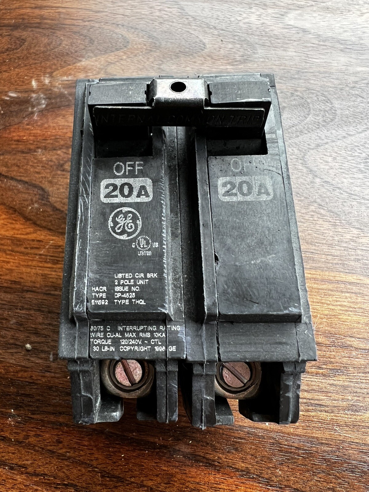 GE THQL2120 20 A 2 Pole Plug in | eBay