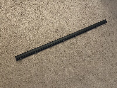 2013- 2015 BMW X1 E84 FRONT RIGHT SIDE DOOR WINDOW BELT MOLDING ...