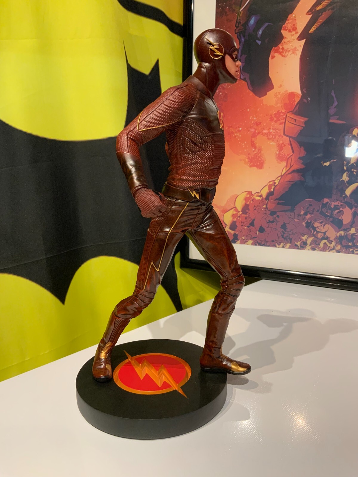 Flash Statue Grant Gustin CW TV | eBay