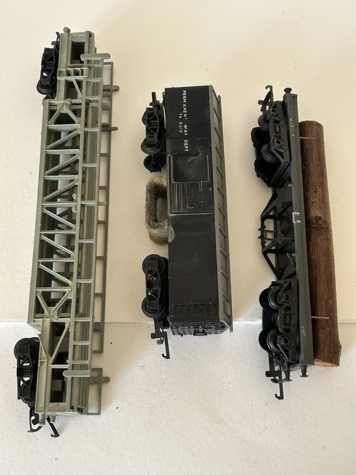 00 Gauge Job Lot-Mixed Rolling Stock Tanker/Mineral/Bogie/Car/Cleaning ...