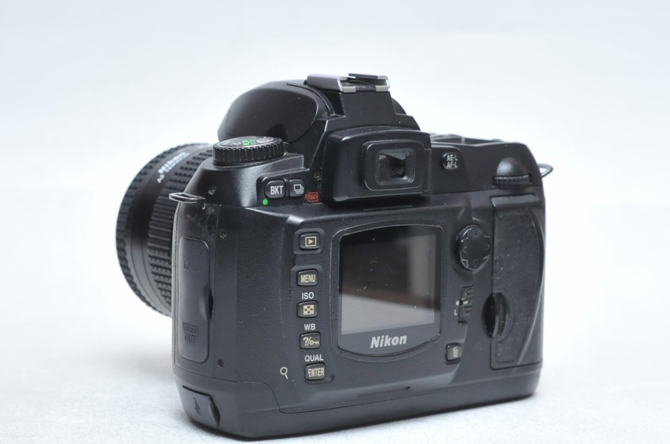 Nikon D70 6.1MP Digital SLR Camera Kit with Nikon 35-70mm AF Lens | eBay