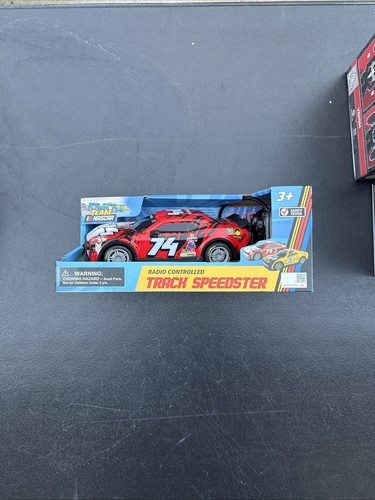 TEAM NASCAR RC RADIO CONTROLLED TRACK SPEEDSTER 74 RED BNIB ...