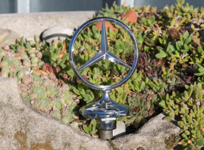 VINTAGE AUTOMOBILE CAR MASCOT / HOOD ORNAMENT # MERCEDES BENZ /8 W114 ...