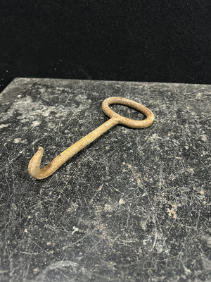 Hooks & Brackets - Iron Hay