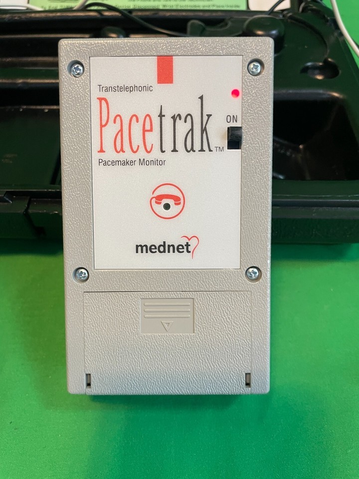 Pacetrak Plus Pulsewidth Pacemaker ECG Monitor Kit w/wristbands (x1) | eBay