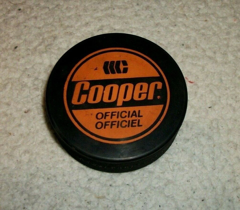 VINTAGE DENVER INVADERS WHL SOUVENIR HOCKEY PUCK COOPER CZECHOSLAVAKIA ...
