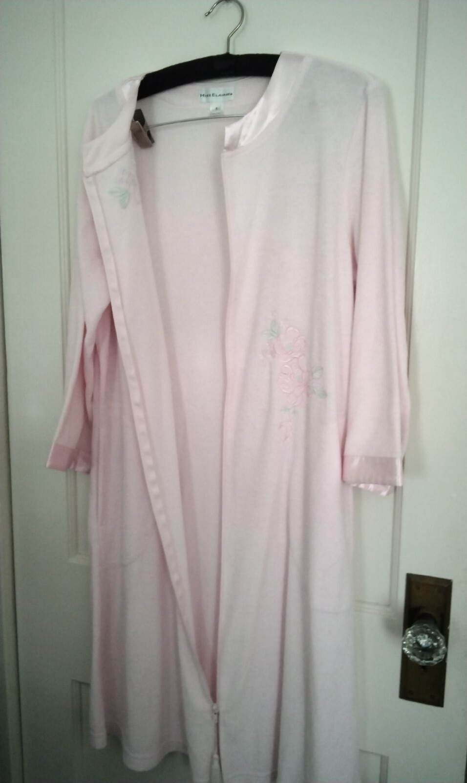 Vintage Miss Elaine - Woman's Soft Pink Robe - Size … - Gem