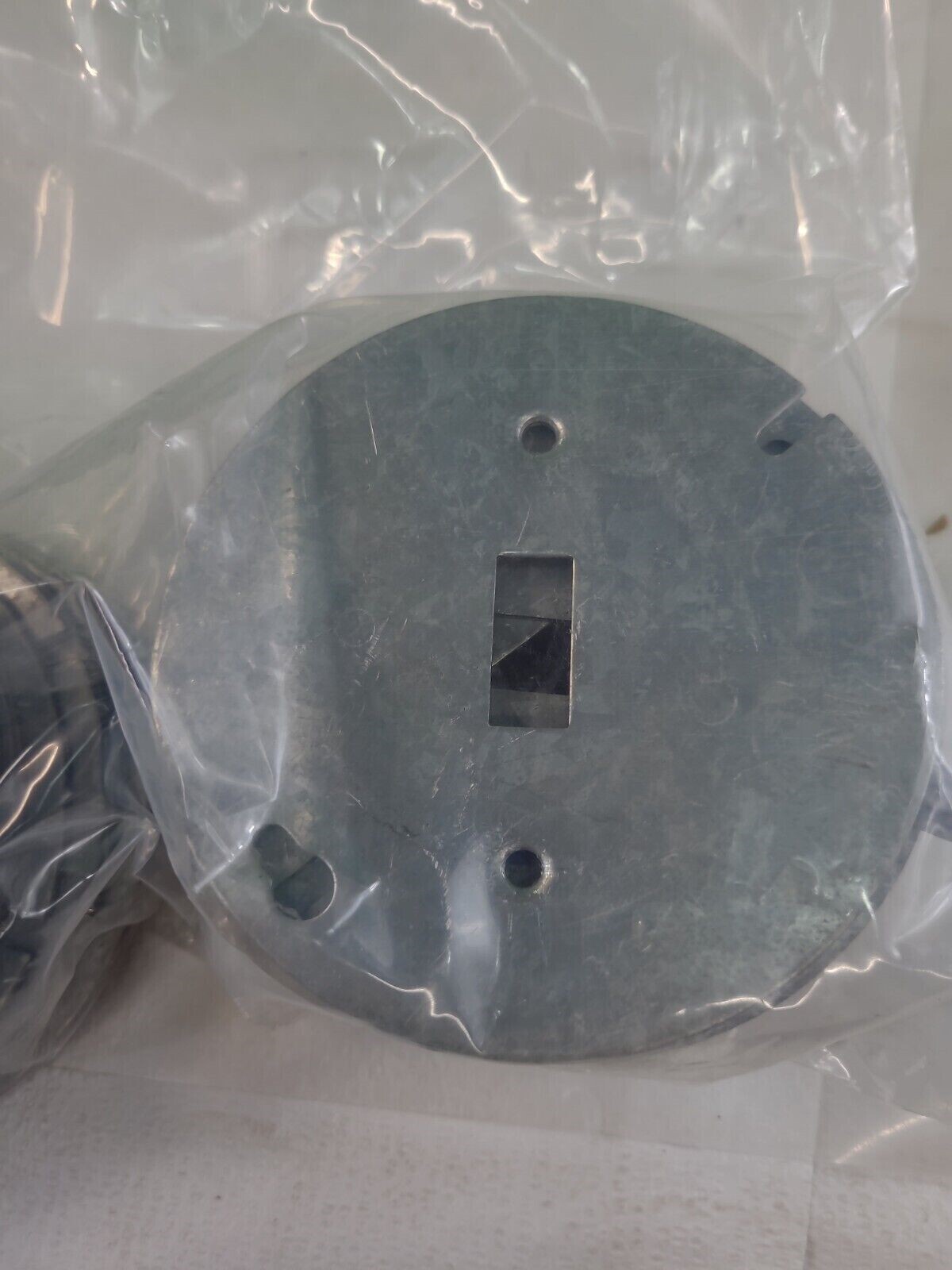 MULBERRY 11108 4" ROUND SWITCH COVER-LOT OF 11 | eBay