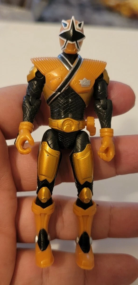 Power Rangers Super Samurai Gold Ranger