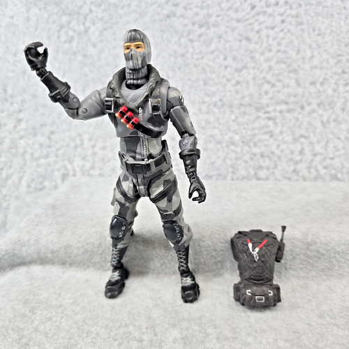 McFarlane Fortnite Havoc Figure 7" Premium Figure Skull Squad Gray Camo ...