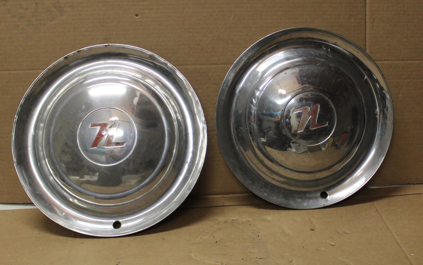 2 VINTAGE NASH HUB CAPS Hubcaps RatRod RAT ROD | eBay
