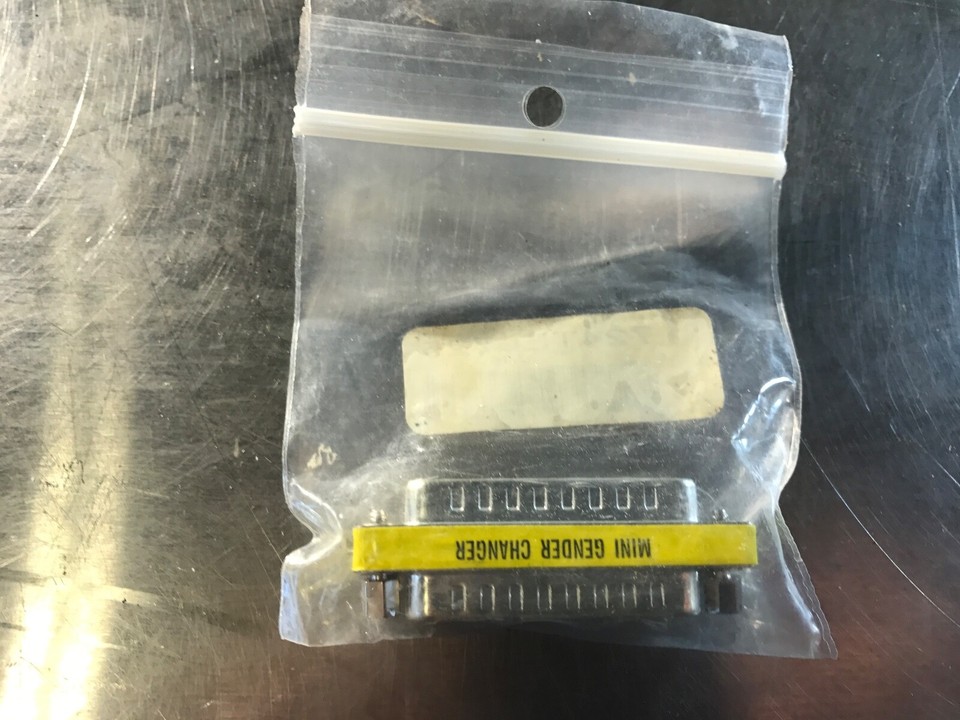BRAND NEW - VGA Mini Gender Changer Male to Male 5199906 724TE0725 | eBay