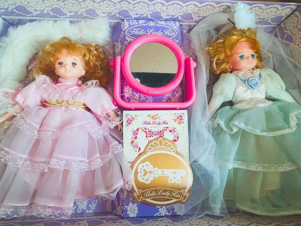Hello! Lady Lynn Deluxe Doll Box | eBay