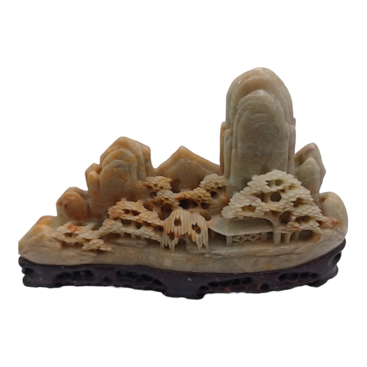 Carved Stone Landscaping The Obelisk | Heritage Handmade Garden