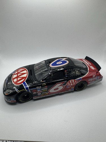 2006 1:24 Die Cast Model Car Preferred #06 AAA Homestead Mark Martin ...