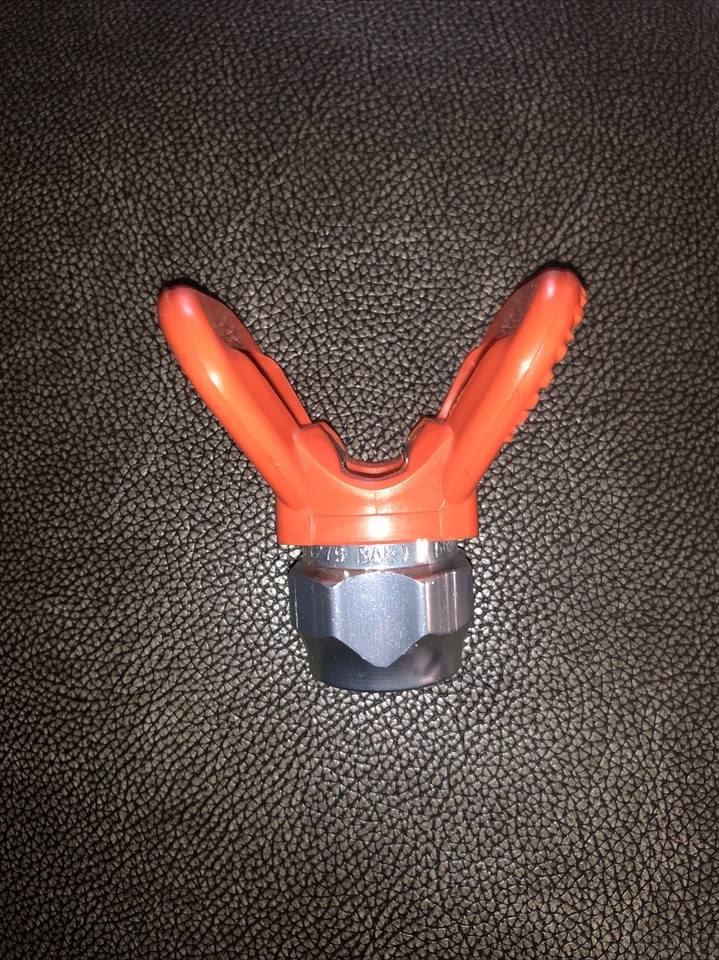 Graco 243161 7/8-Inch Rac 5 HandTite Tip Guard Base for Standard Thread ...