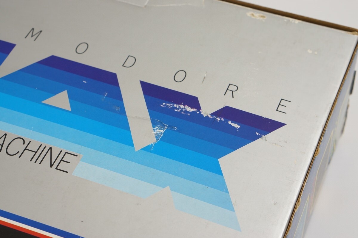 COMMODORE MAX MACHINE Console Boxed MAX-04 Tested System JAPAN Game Ref ...