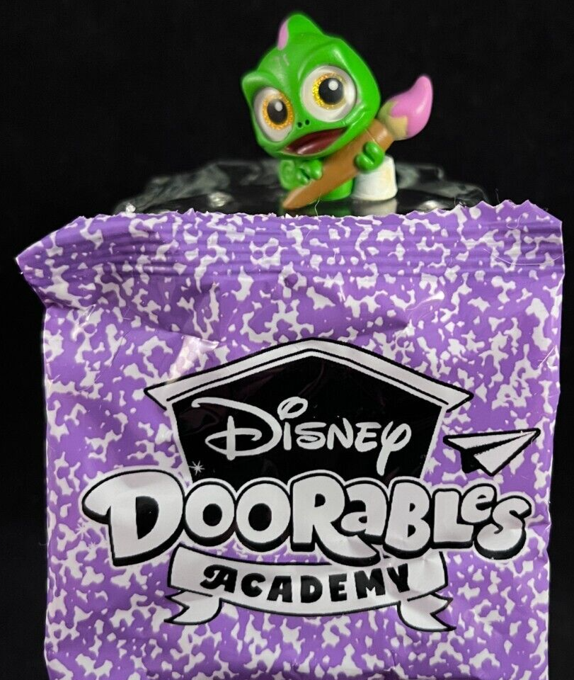 Disney Doorables Academy - Pascal - Clubs - Tangled - Common | eBay
