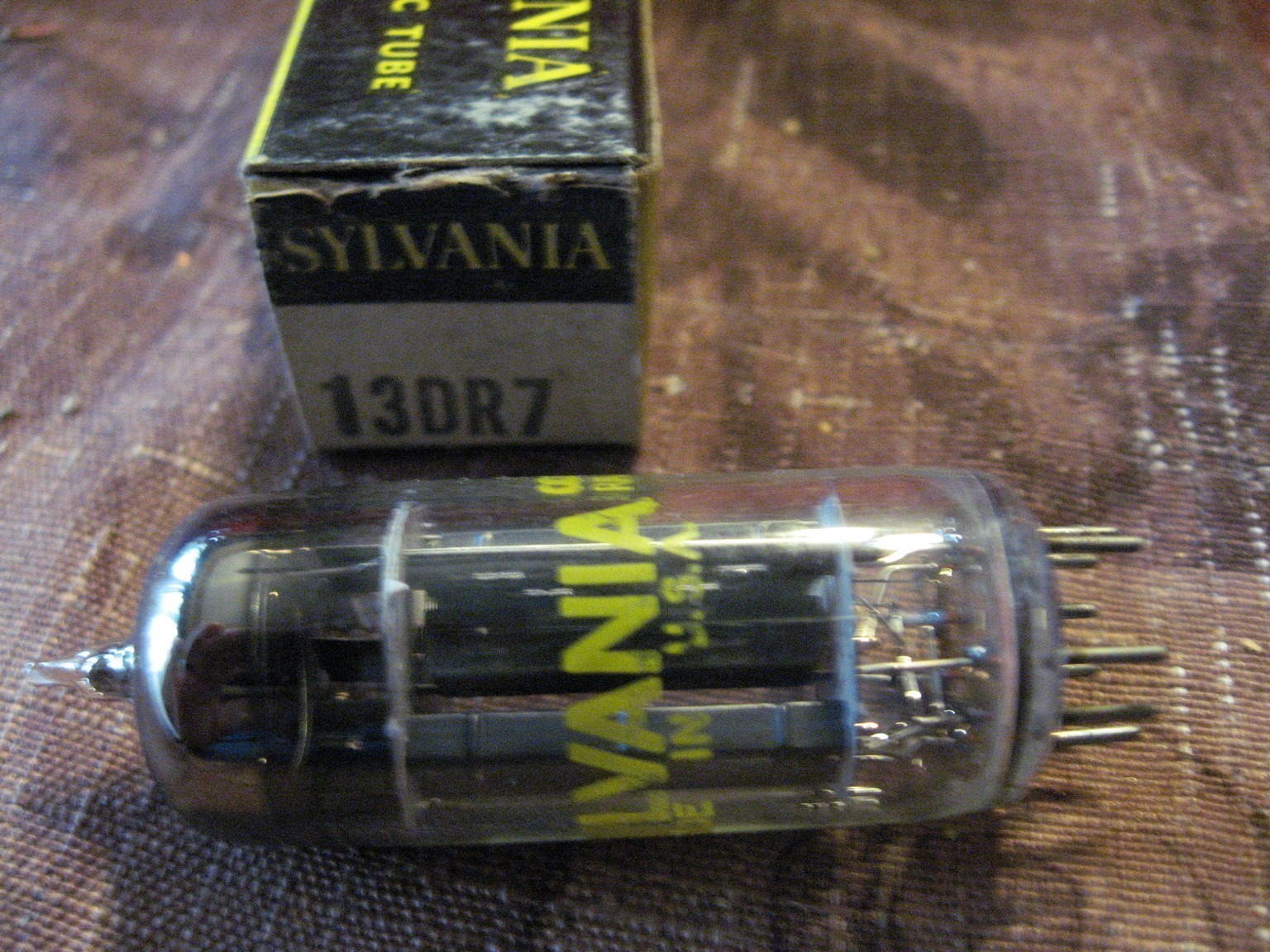 Vintage Radio TV Electron Vacuum Tube 9BR7 12HL7 12AQ5 13DR7 12AL5 ...