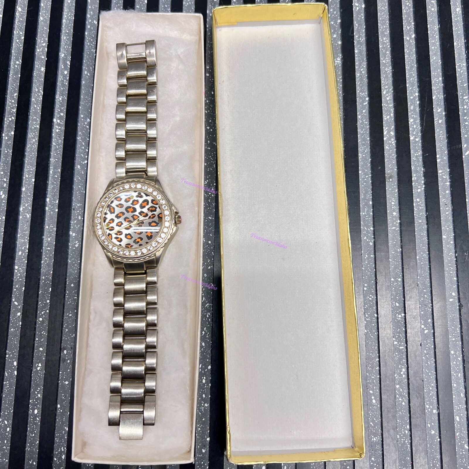 Original Owner Vintage Accutime battery-power leopard print link ...