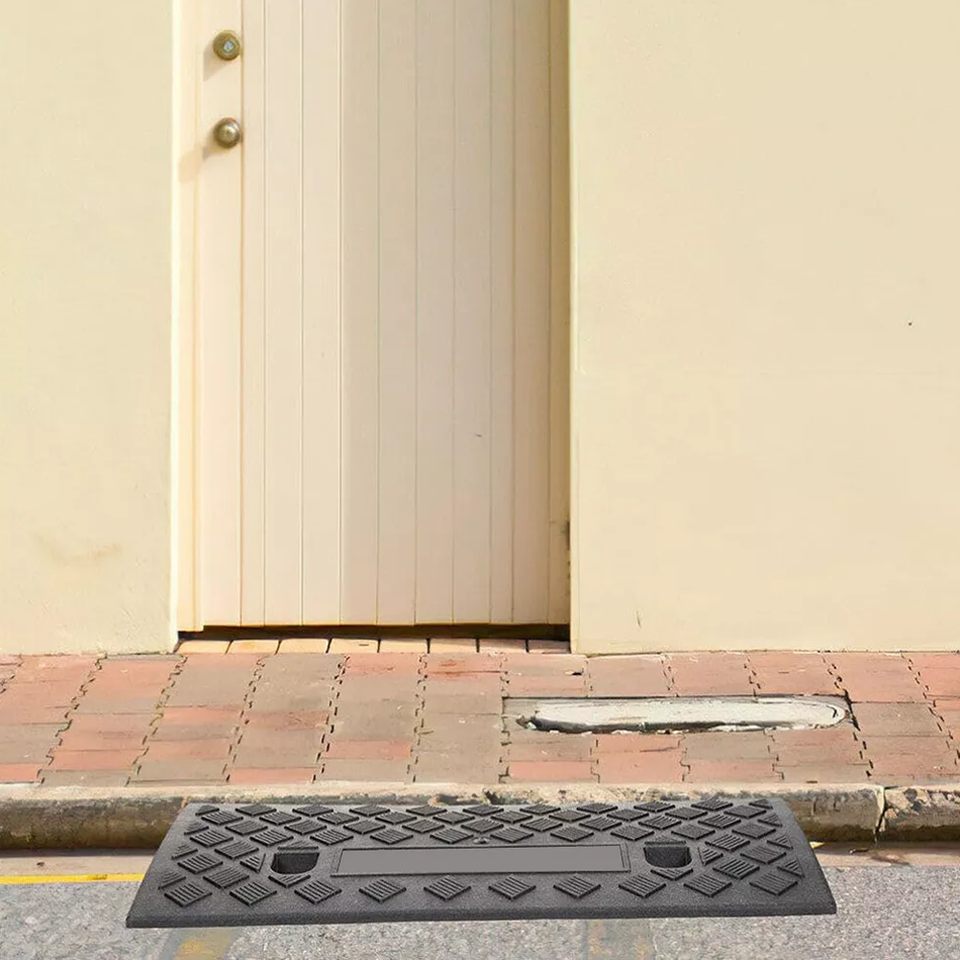 2PCS Curb Ramp Rubber Vehicle Slope Kerb Garage Ramps Car Wheelchair ...