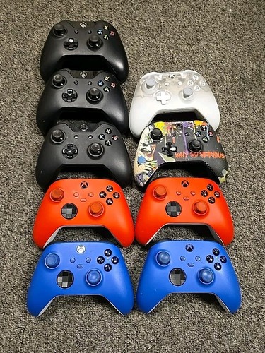 Lot of 9 Microsoft Xbox One Series S/X Controllers Broken For Parts Or ...
