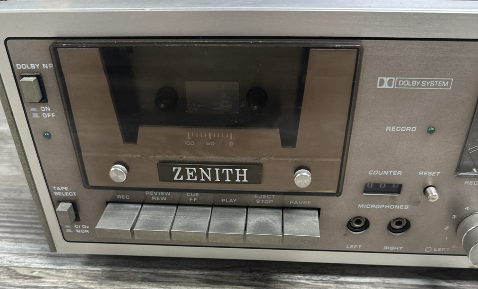 Vintage Zenith Turntable Record/Radio/Cassette Player AC 120V 60Hz ...