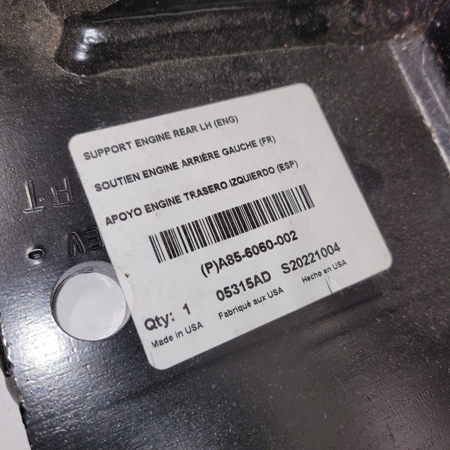 NEW Genuine Paccar A85-6060-002 Left hand Rear Engine Support Bracket ...