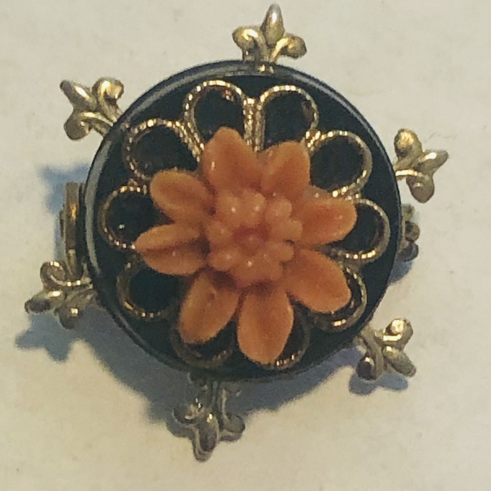 Vintage 3D Plastic Single Pink Flower Very Small Brooch Black Gold Tone ...