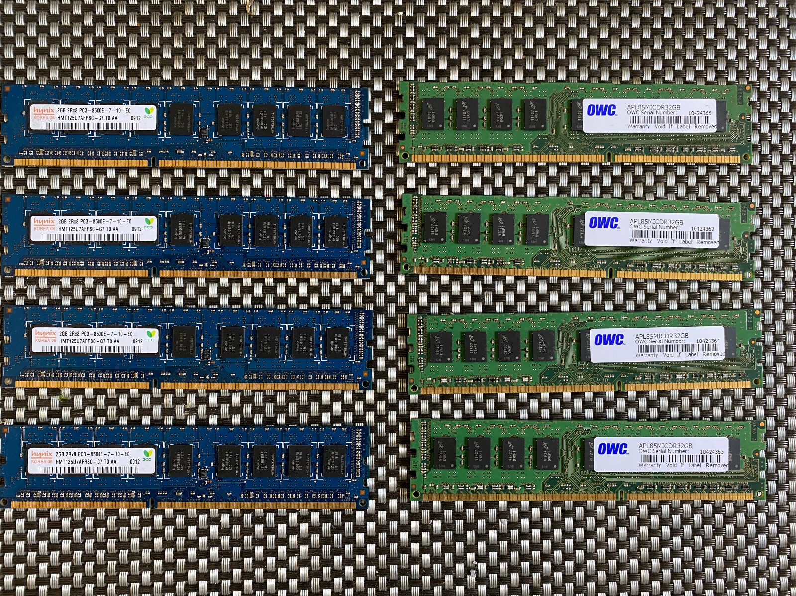 Lot of 8 (16GB-8X2GB) 2.0GB PC8500 DDR3 ECC 1066MHz 240 Pin OWC/Hynex ...
