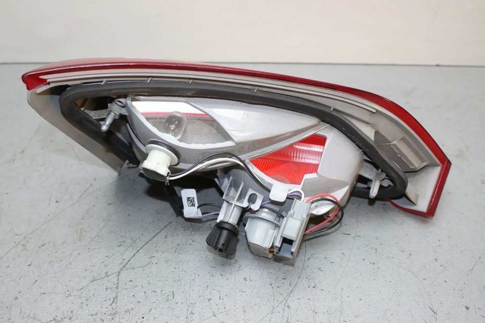 Rear light rear light inside right F1EB-13A602-CA Ford Focus III ...