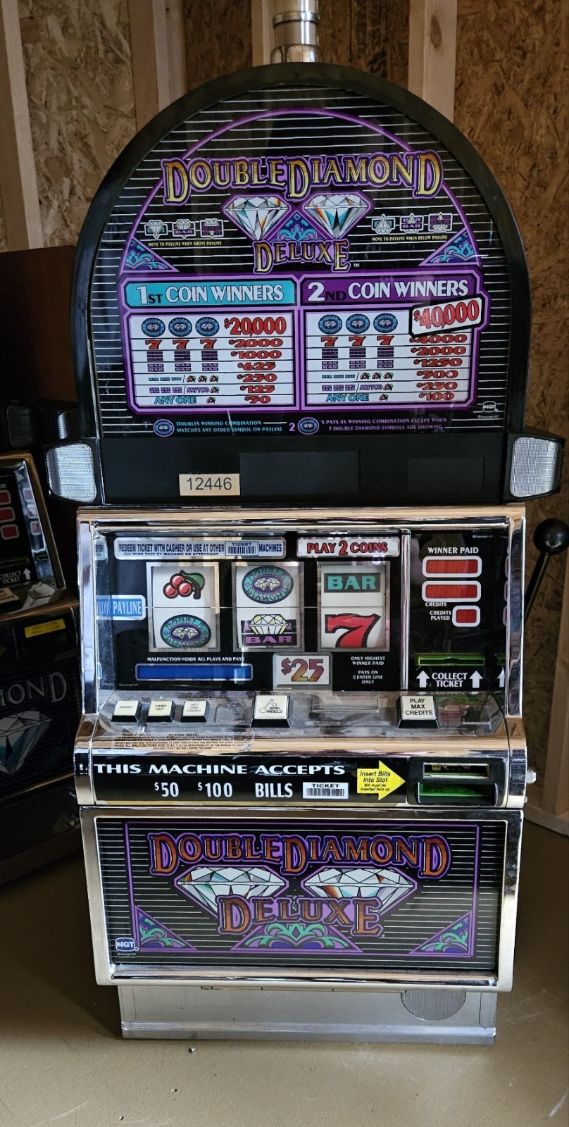 IGT S2000 DOUBLE DIAMOND DELUXE SLOT MACHINE | eBay