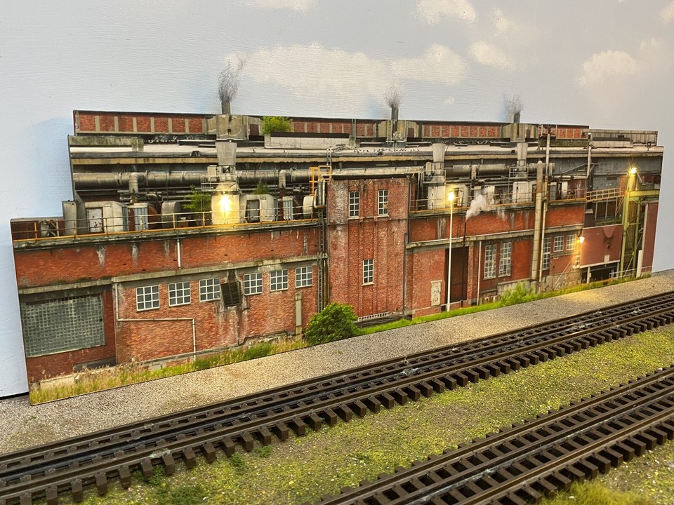 N Scale ROLLING MILL - Building Flat w/ LEDs Trackside, Steel ...