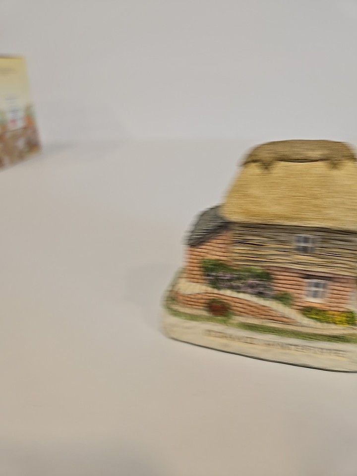 David Winter Cottages March Birthstone Wishing Well 1992 With Box | eBay