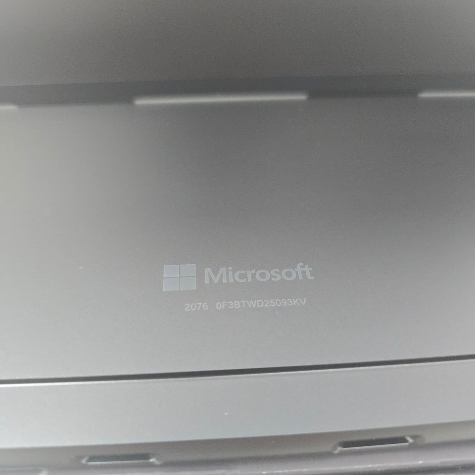 Microsoft Surface Pro 11th Gen 13" 2076 Snapdragon X Elite 16GB 512GB ...