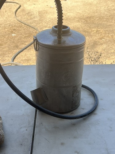 READ DESCRIPTION!! B&G 1 Gallon Pest control Sprayer hand Can Tank ONLY ...
