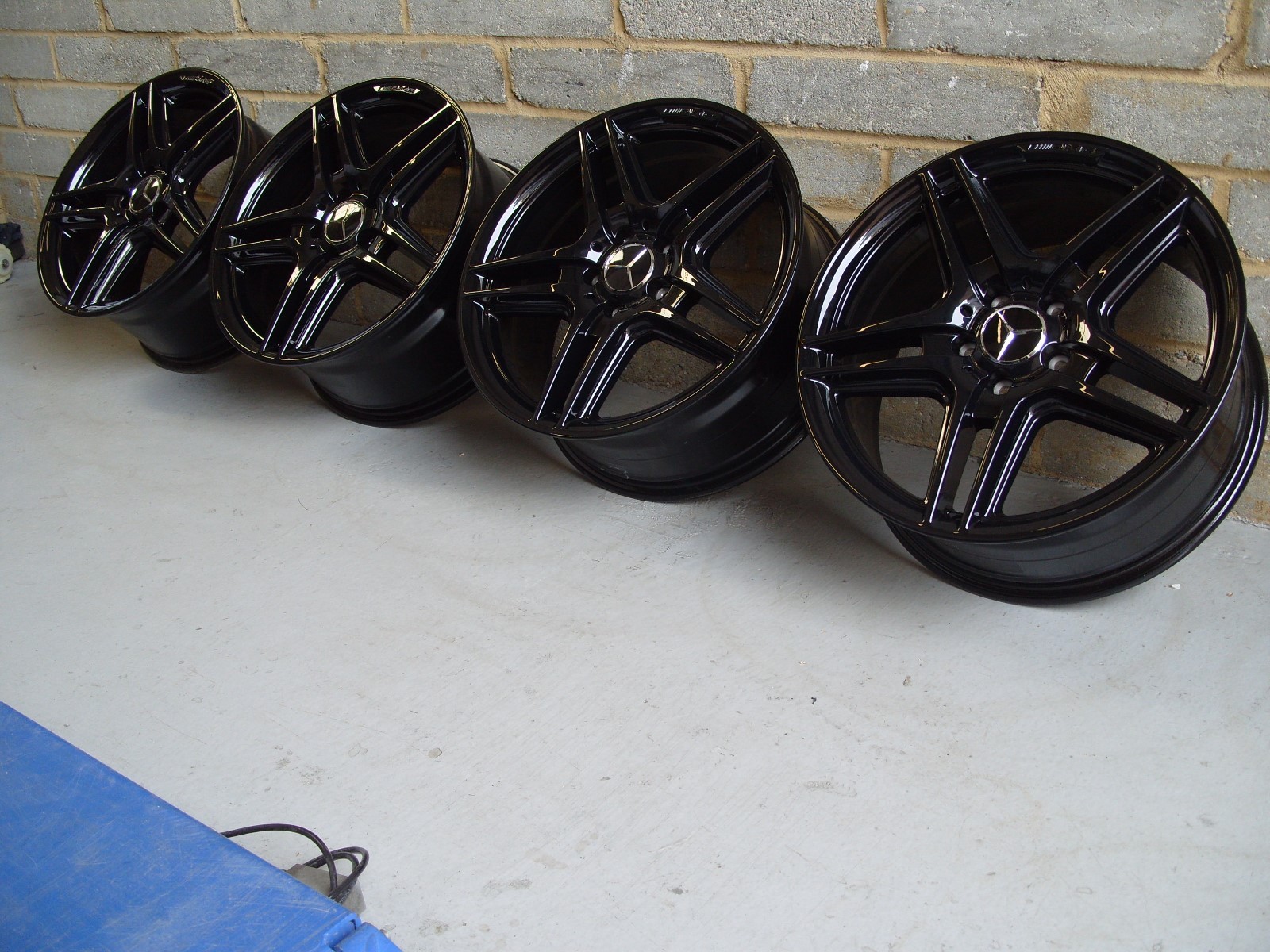 Genuine 18" Mercedes AMG IV C Class W204 Black Alloy Wheels And New ...