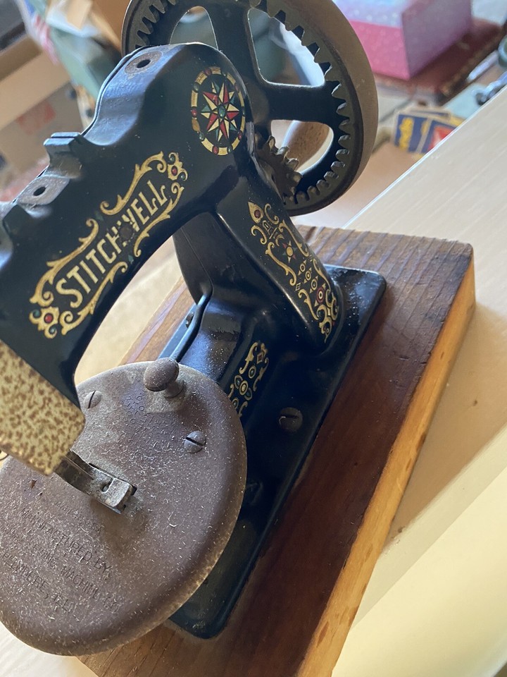 Vintage Stitchwell Childrens Sewing Machine Original | eBay