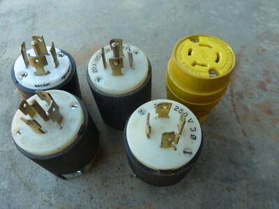 Plugs - Amp 3 Phase