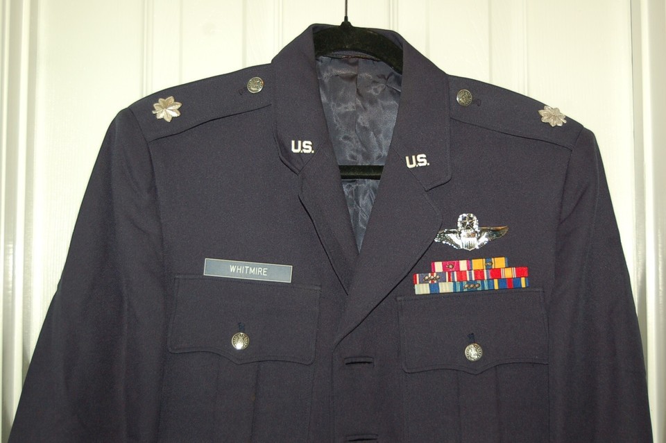 U.S.A.F. LT. COL. UNIFORM JACKET (NAMED) With COMMAND PILOT WINGS ...